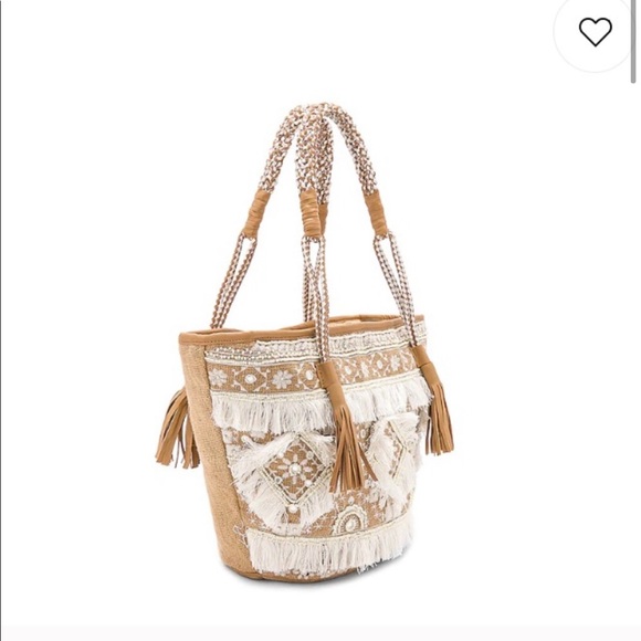 SHASHI | Bags | Shashi Belly Tote Natural Tassel Beige Boho | Poshmark